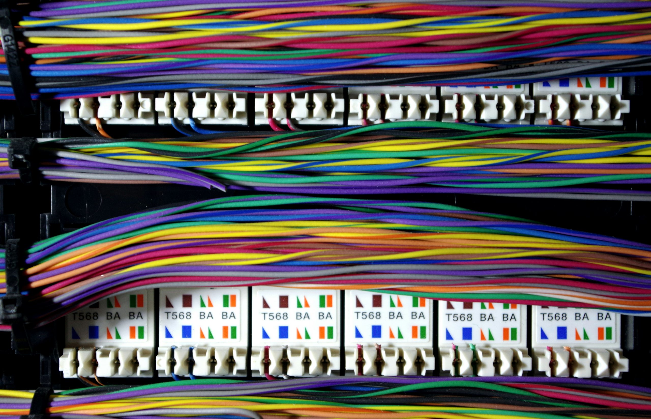 Understanding Ethernet Patch Cords in Modern Networks - Linden Photonics Inc